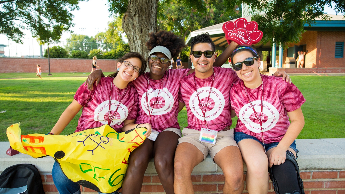 Pre-Seniors | Admissions and Aid | Trinity University