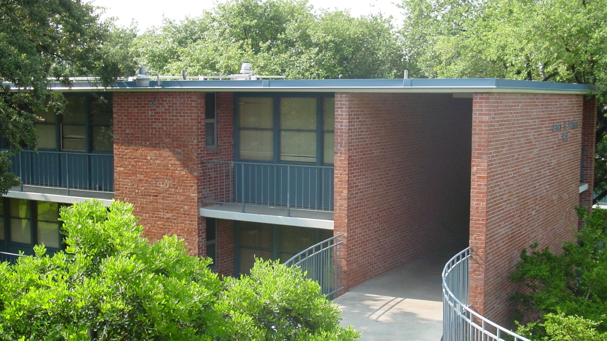 Robert R. Witt Reception Center | Trinity University